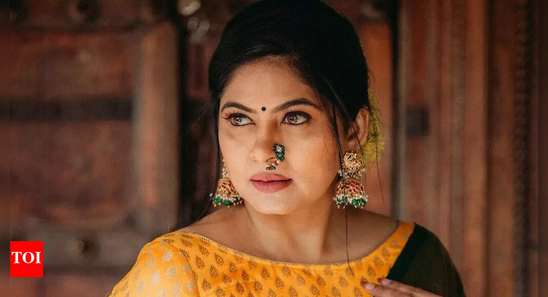 Shweta Shinde reminisces memories of her first TV show Jhoka in 2001 ...