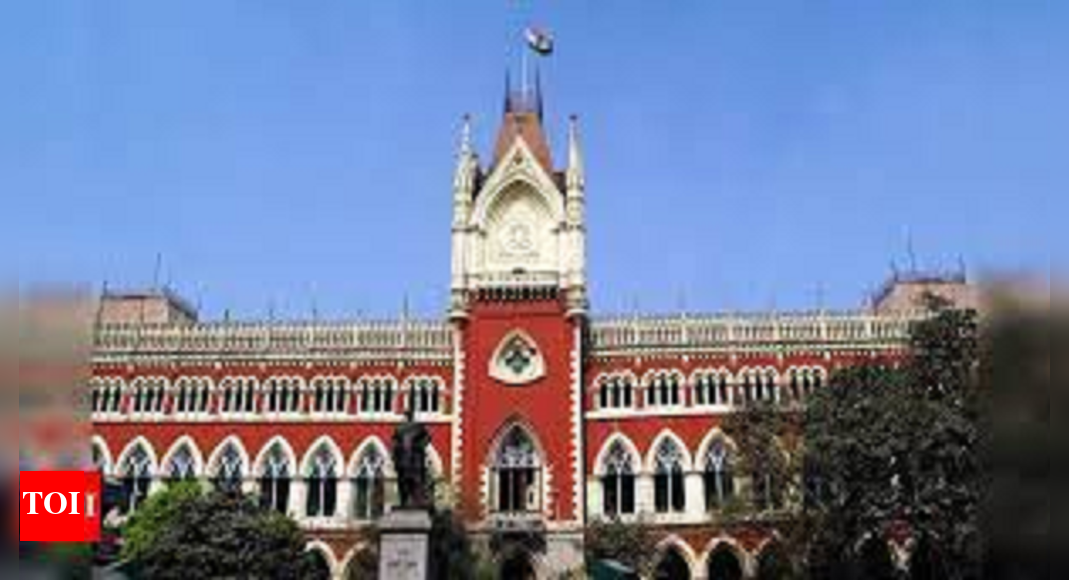 Withdraw judicial work from judge: Kolkata lawyers | Kolkata News - Times of India