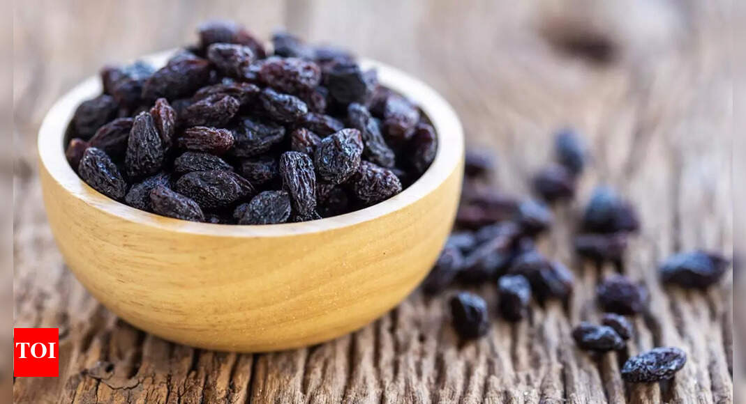 Soaked vs. dried raisins: Decoding health benefits - Times of India
