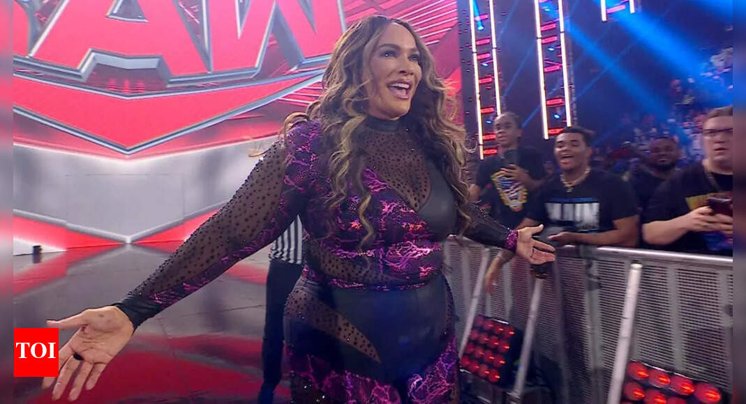 WWE star Nia Jax sends hilarious update on social media following revealing outfit on RAW | WWE ...