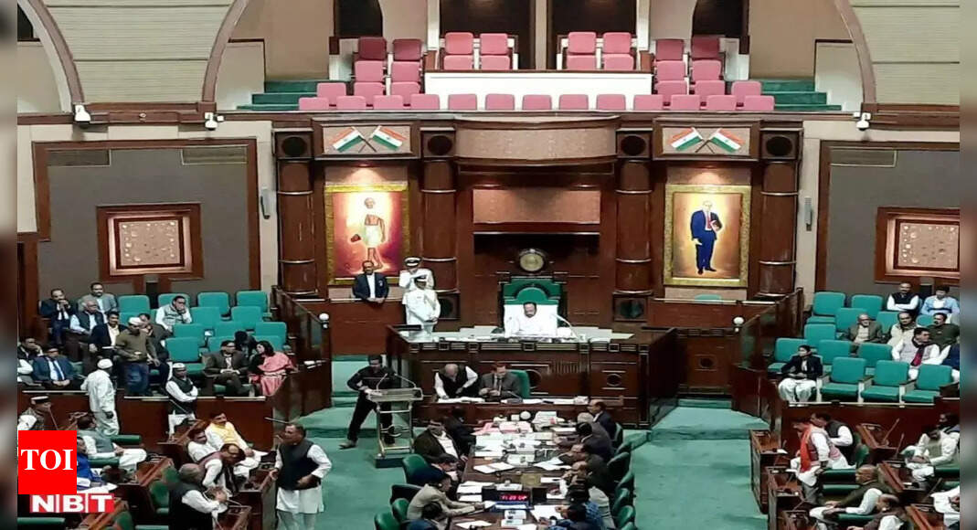Madhya Pradesh assembly News: Row in MP after Nehru portrait replaced ...