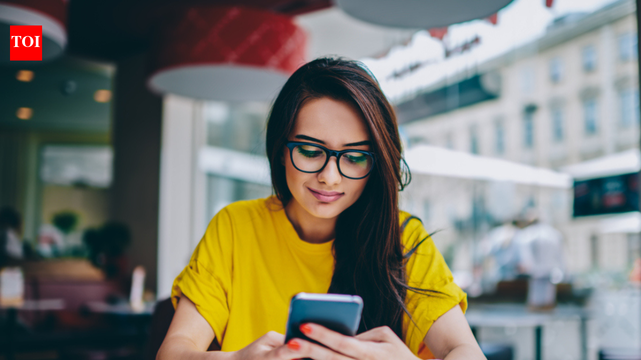 5 ways cell phones are destroying your relationship