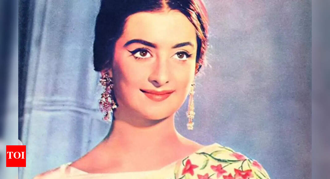 Saira Banu's timeless saree tales: A journey through elegance ...
