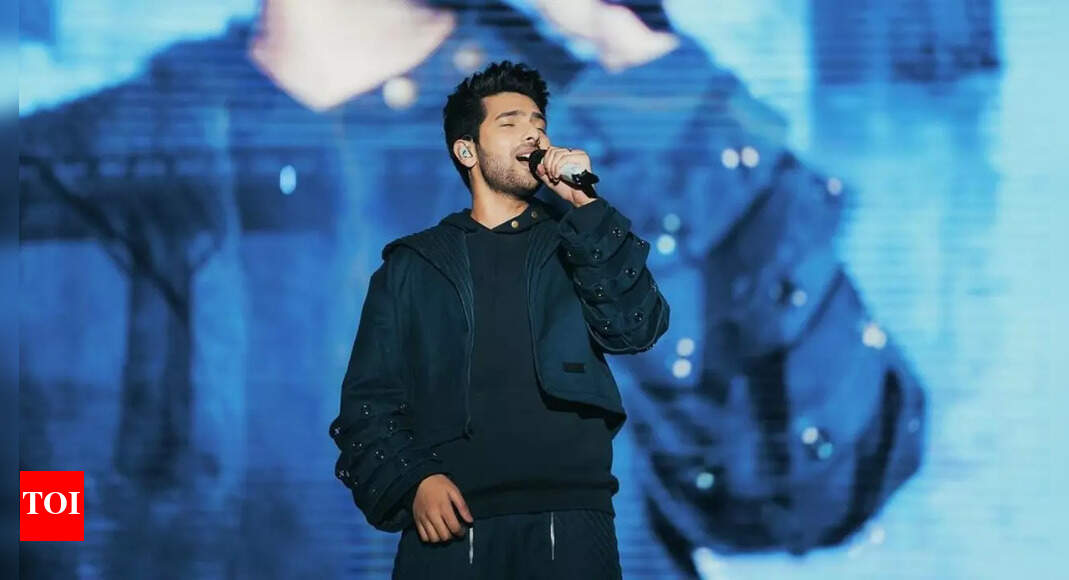 Singer Armaan Malik celebrates 'incredible' 16 years of career in music ...