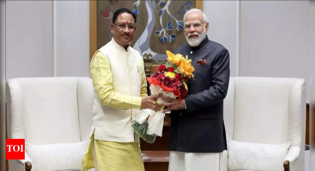 Chhattisgarh CM: Chhattisgarh chief minister Vishnu Deo Sai meets PM ...
