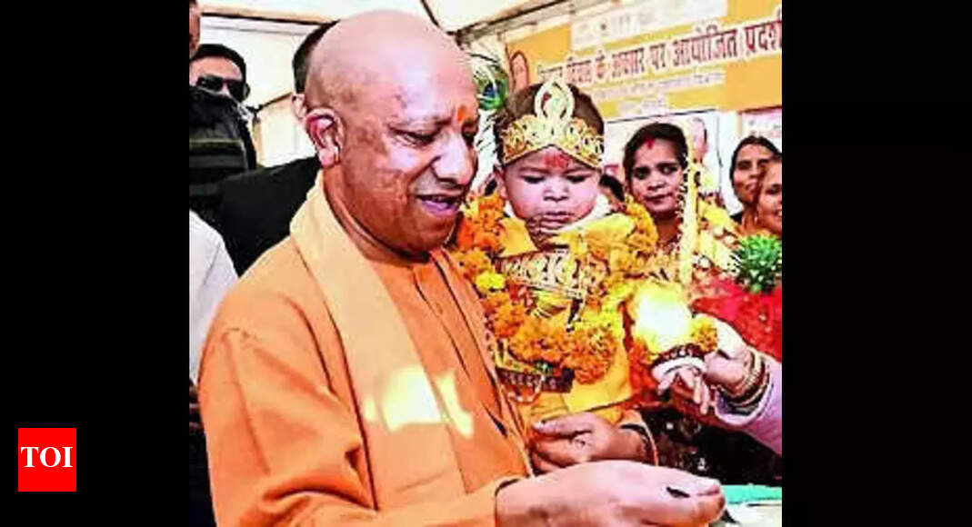 No 'danga', all 'changa' in UP, asserts CM Yogi in Moradabad | Lucknow ...