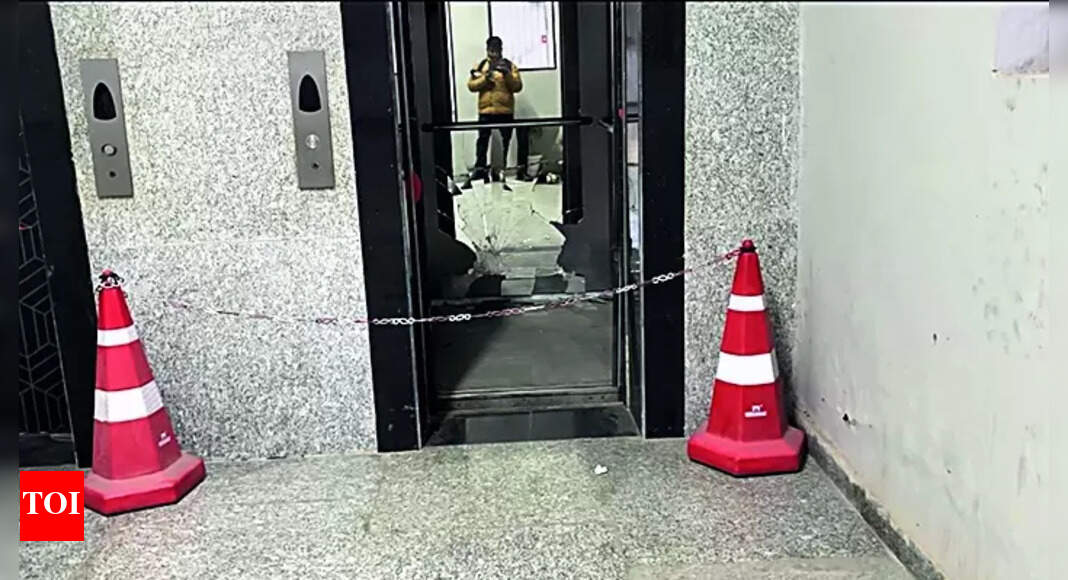 Lift Company: Assistant VP and Managers Arrested for Negligence in Lift ...