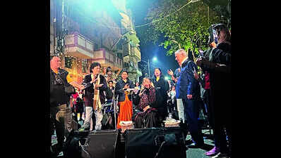 Pavements: Glitzy Makeover For South Kol Pavements | Kolkata News ...