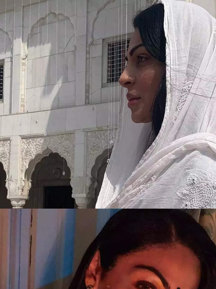 9 simple looks of Neeru Bajwa for baal divas 2023 | Times of India