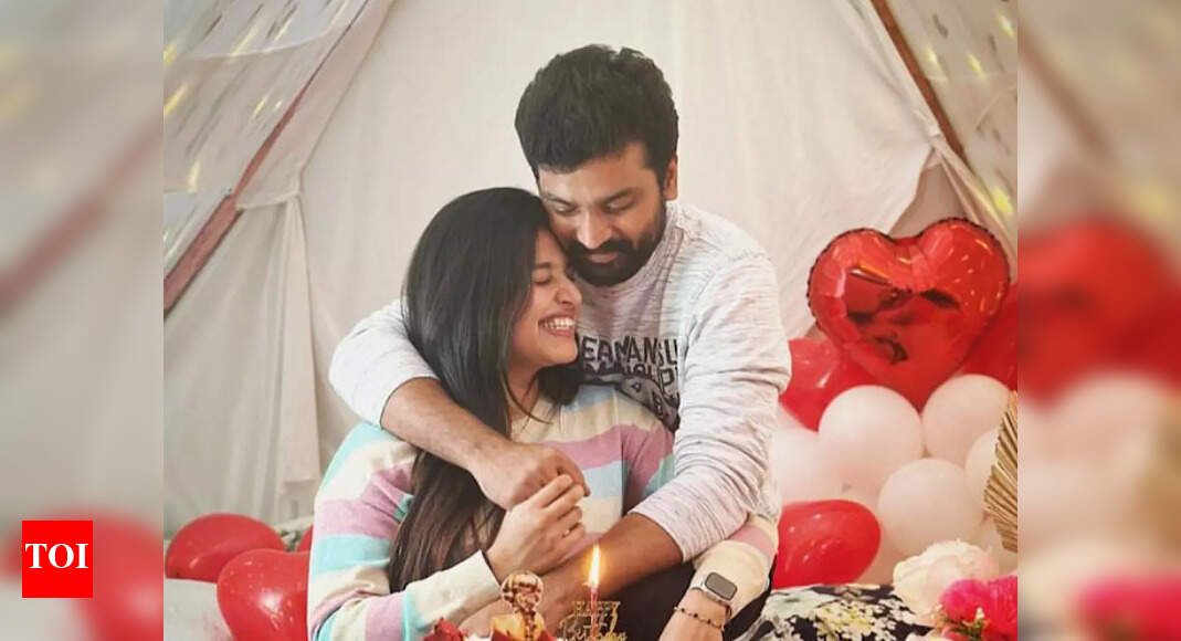 Television actor Sidhu Sid wishes his wife Shreya Anchan with a sweet ...