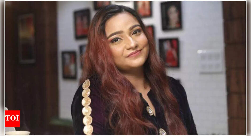 'Tanu Weds Manu Returns' singer Swati Sharma wins hearts at an event ...