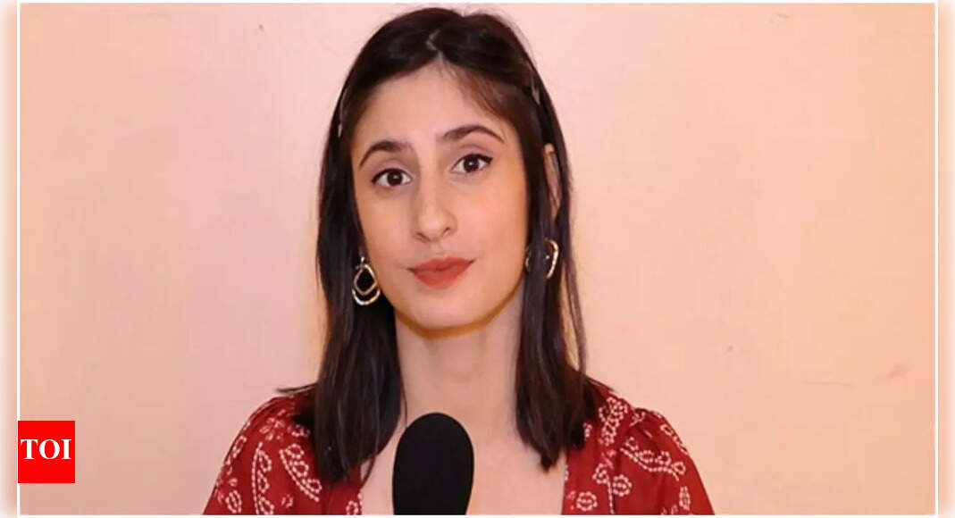 'The Archies' actor Aditi Saigal shares experience of working with Zoya ...