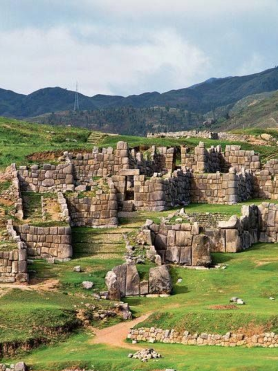 10 Of The World's Most Famous Walls | Times Now