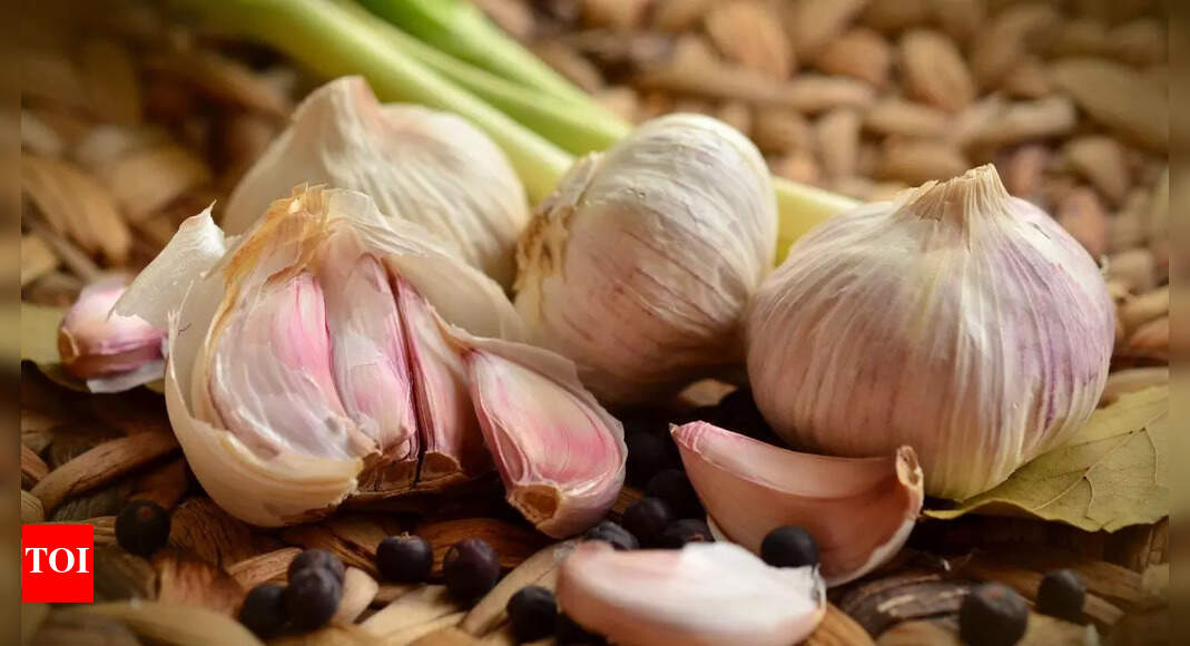 10 Lesser known benefits of eating Himalayan Garlic - Times of India