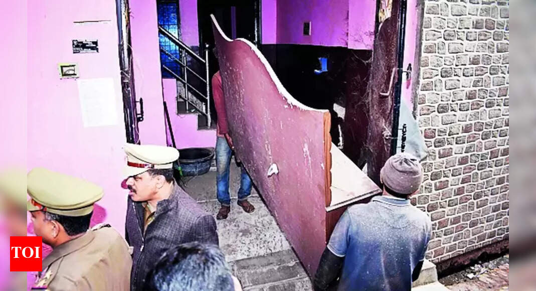 Guddu Muslim: Prayagraj Police Attach Movable Properties of Atiq Aide ...