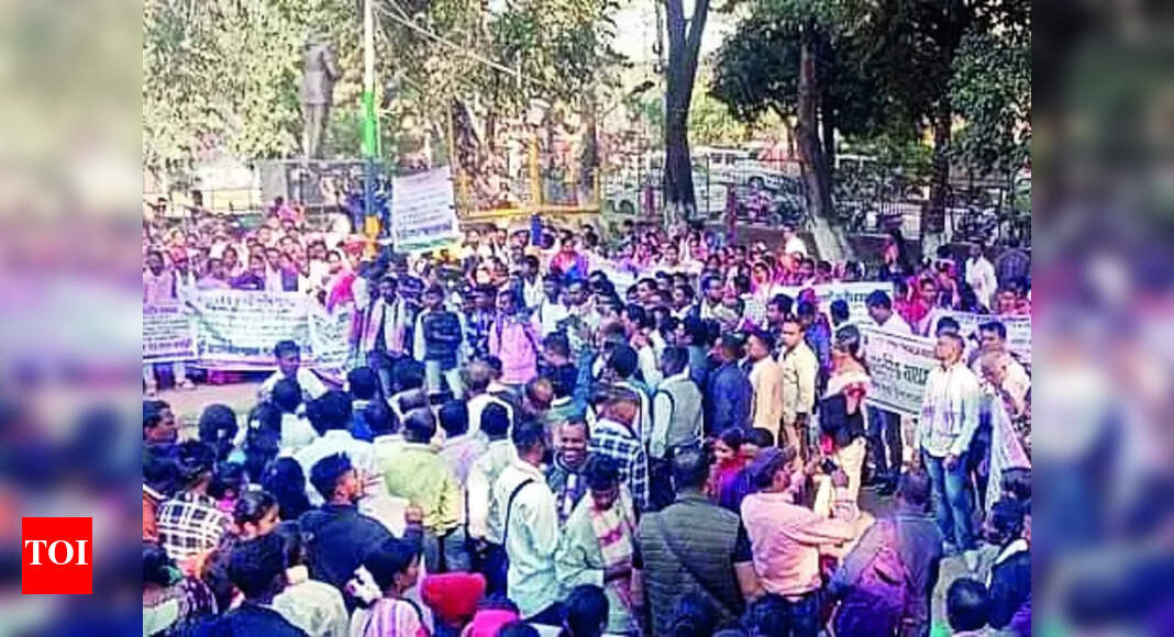 Tea Workers Protest: Tea Workers Protest Over Govt ‘denial’ Of Caste ...