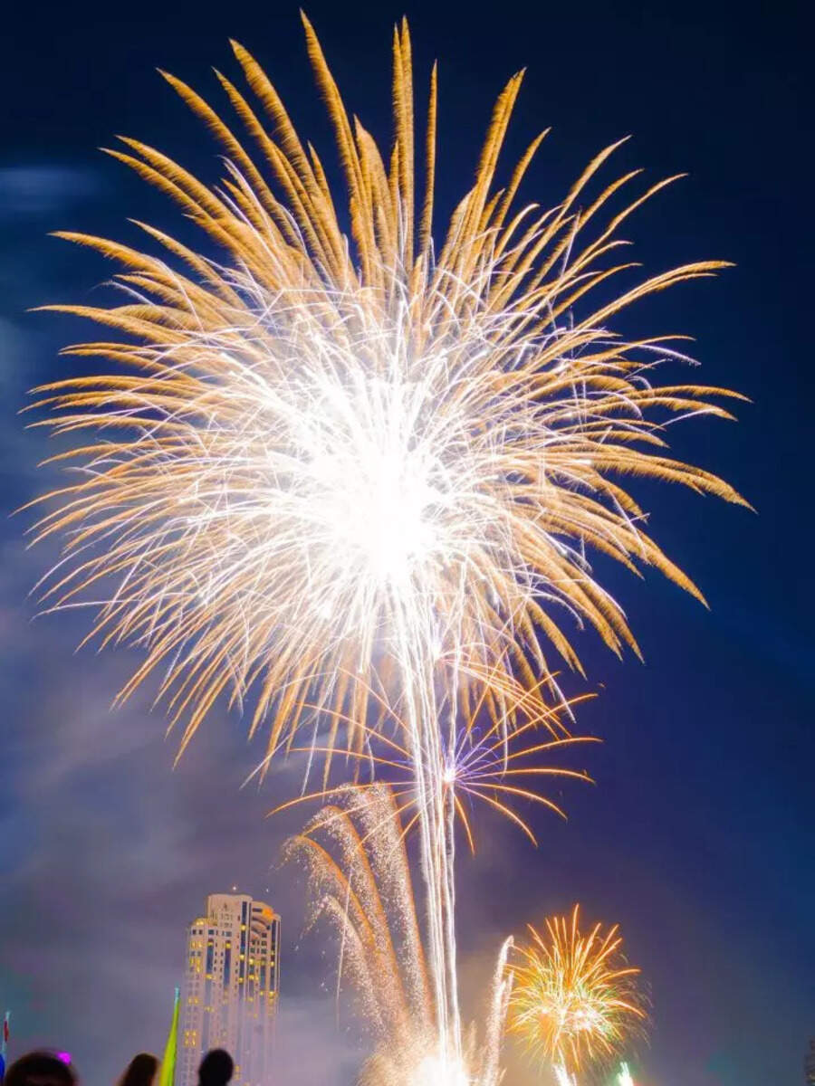 Iconic New Year celebrations from across the globe! | Times of India