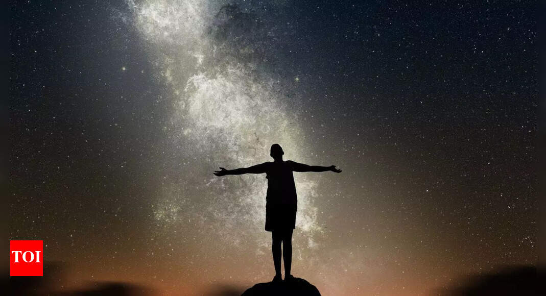 Loneliness: Pain of loneliness, solace of solitude - Times of India