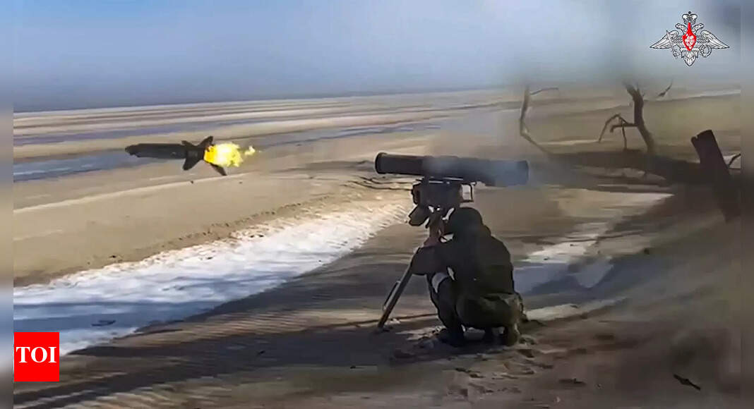 Britain to send 200 air defence missiles to Ukraine - Times of India