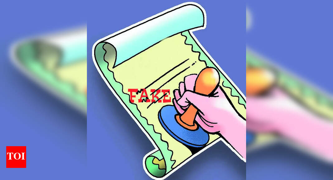 Bogus GST Billing: Surat EOW books five for bogus GST billing | Surat ...