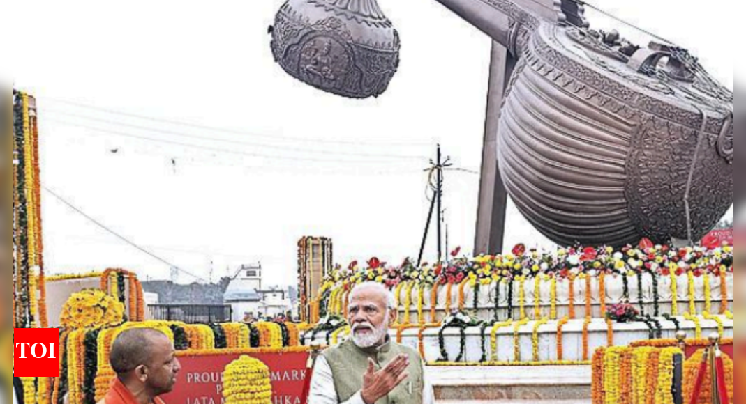 Grand welcome to PM a glimpse of New India's 'Navya Ayodhya': Yogi | Lucknow News - Times of India