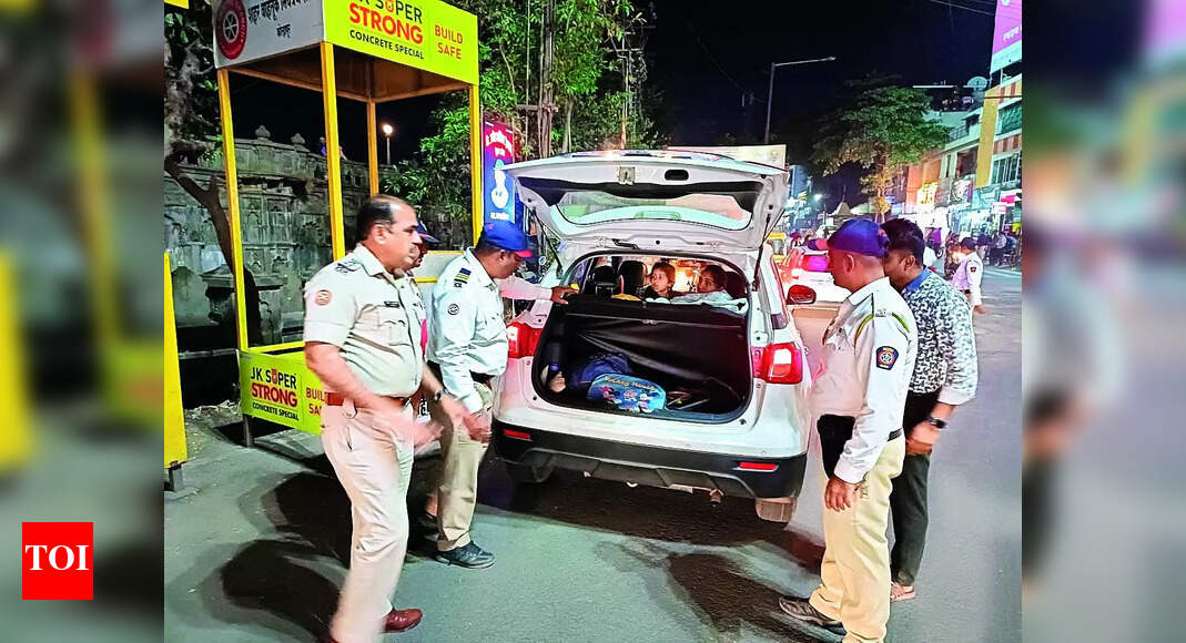 Strict Vigil on New Year Revellers in Kolhapur: Police Making ...