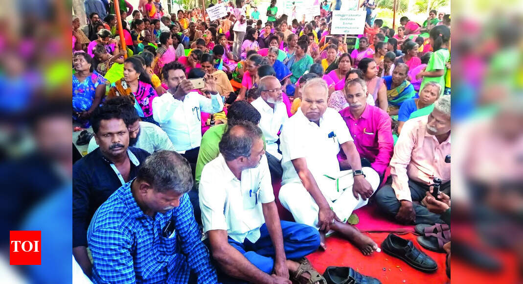 Ammonia Gas Leak: Ammonia Gas Leak: Political Parties Join Protest To ...