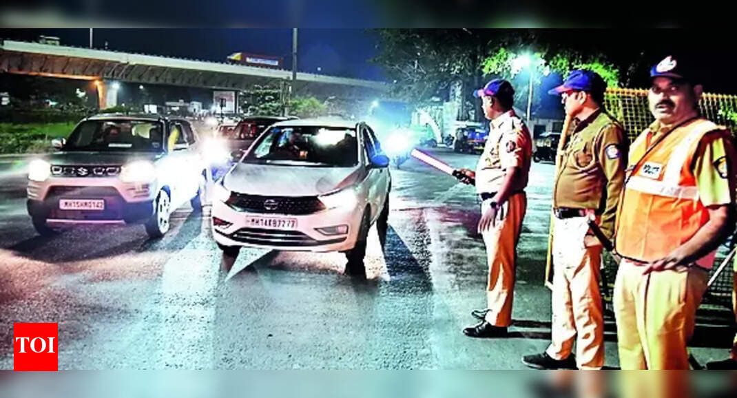 Nashik: Security Measures: 2,000 Cops Maintain Vigil in Nashik on New ...