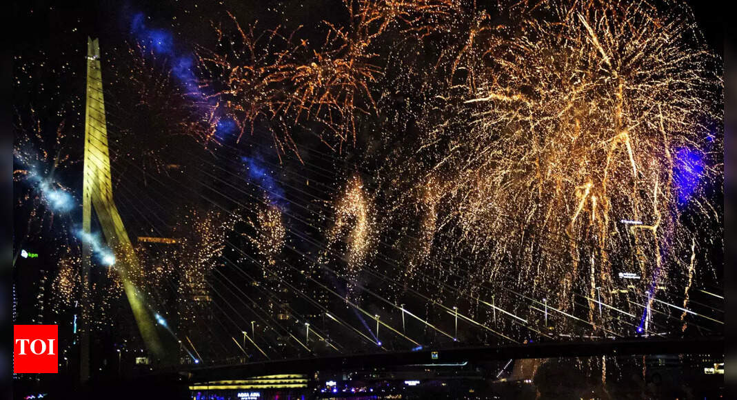 How January 1 became the global new year: Tracing the New Year's Day ...