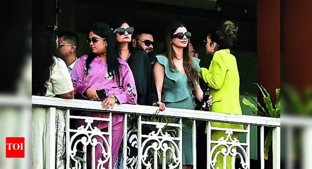 Lady Sunshine: Lady Sunshine Wins JSK I Indian Produce Stakes in ...