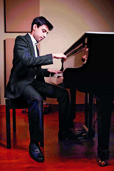 Steinway Pianist Bharucha: Steinway Pianist Bharucha to Perform in Pune ...