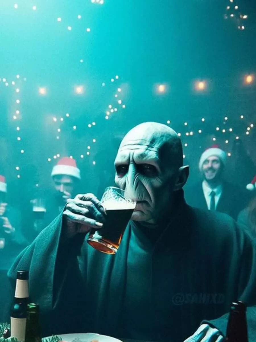 Hulk Turns DJ, Batman-Iron Man Chill Together At New Year Bash In ...