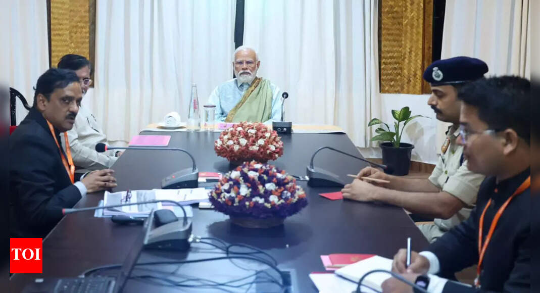 PM Modi chairs review meeting on aspects relating to Lakshadweep's ...