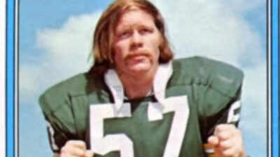 Former Green Bay Packers center Ken Bowman, who played on three ...