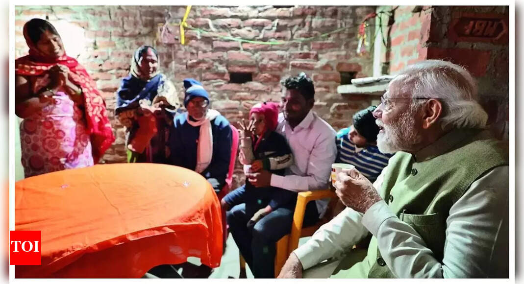 After surprise chai pe charcha, PM Modi writes to Ujjwala beneficiary ...