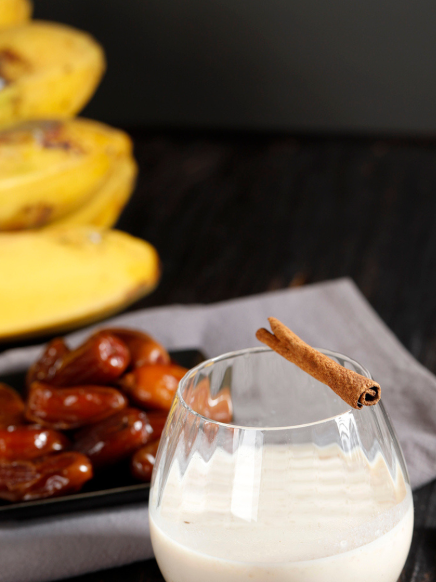 11 lesser-known benefits of having dates with milk | Times of India