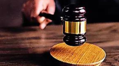 HC quashes FIR against journalist under SC/ST Act | India News - Times of India