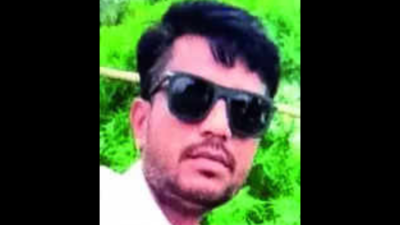 MP school van driver saves kids in dying moments after heart attack | Bhopal News - Times of India
