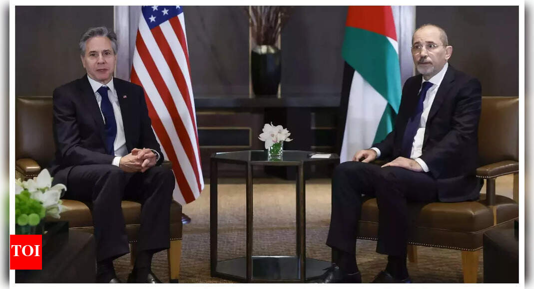 Blinken meets Jordan's king and foreign minister on Mideast push to ...
