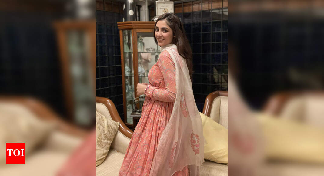 Exclusive! ‘Qalb’ actress Neha Nazneen Shakil: This film is a romantic ...