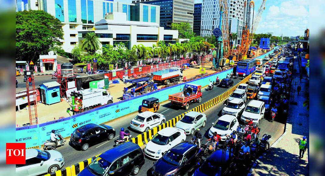 OMR: CMRL shifts entry-exit to keep service lane free | Chennai News ...