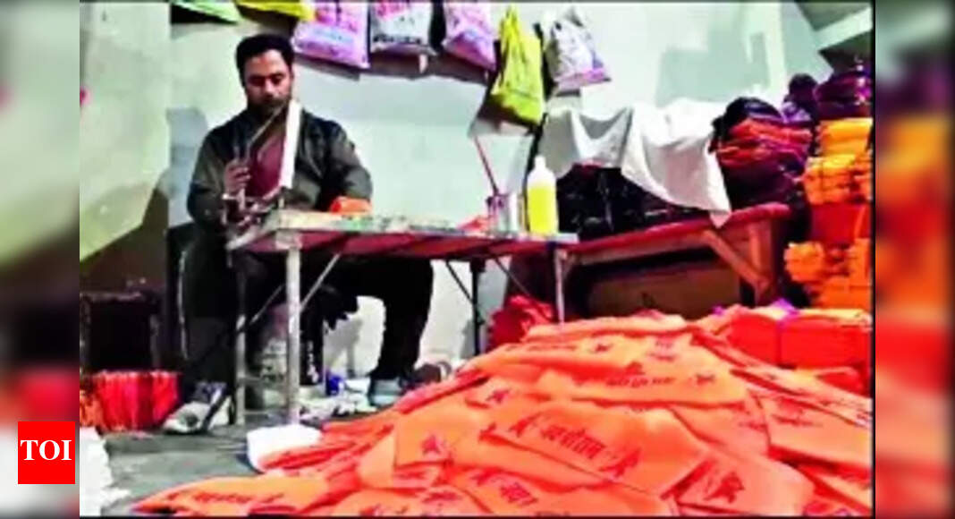 Muslim Family: Amroha Muslim Family Stitching 'Jai Shri Ram' Caps for ...