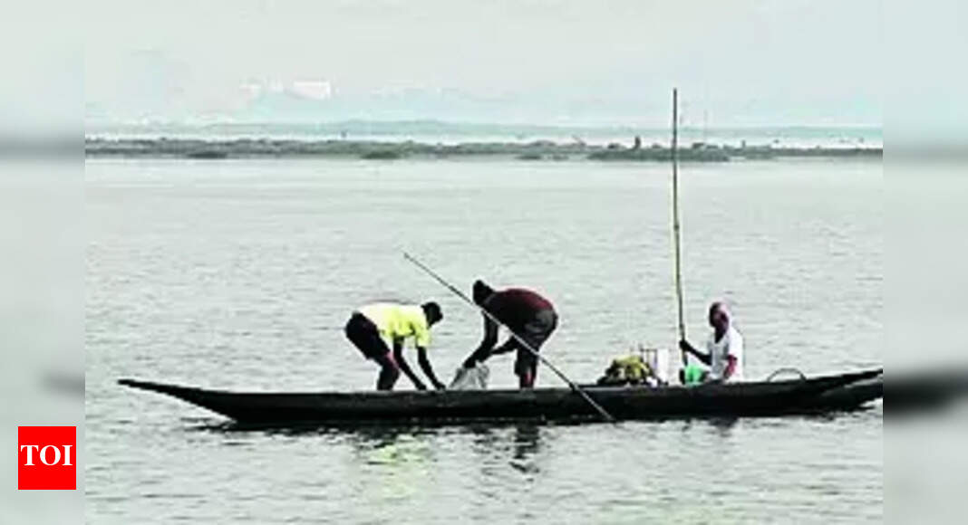 Ban On Community Fishing: Ban on Community Fishing in Deepor Beel ...