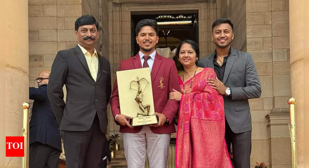Nagpur's hero Ojas Deotale ends 23-year drought, brings home Arjuna ...