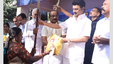 Stalin launches Pongal gift distribution | Chennai News - Times of India
