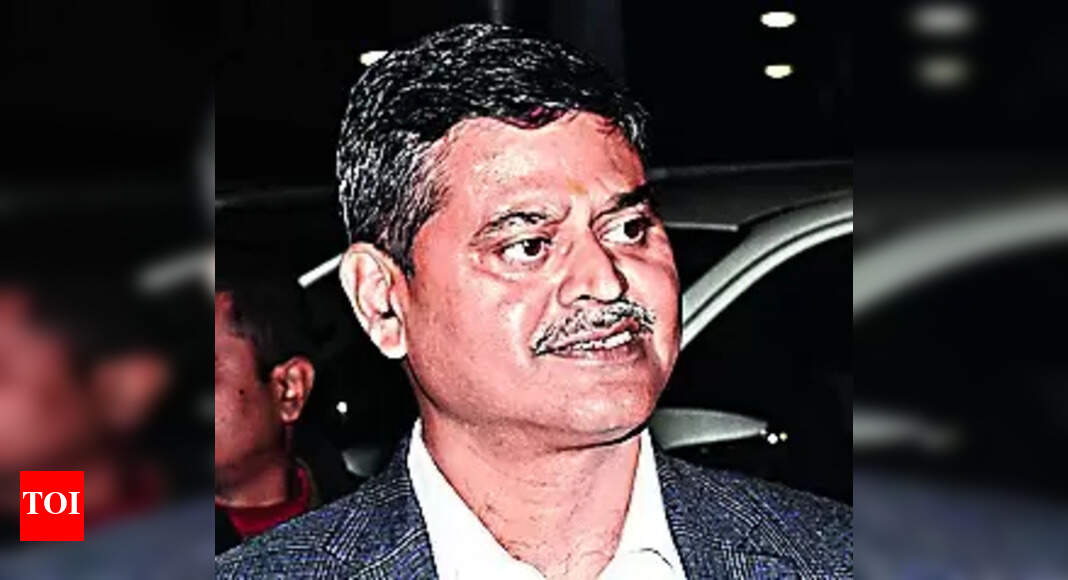 Ranchi News: ED issues 2nd summons to wife of senior IAS officer ...