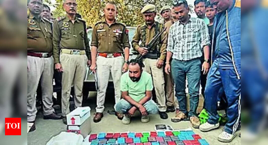 Smuggler Held: Notorious Smuggler Arrested: 3cr Heroin Seized ...