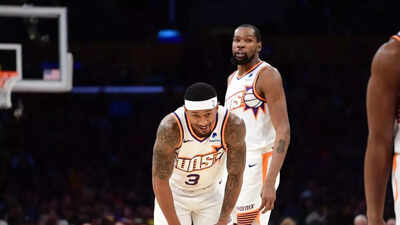Bradley Beal scores 37 as Phoenix Suns roll past Los Angeles Lakers | NBA News - Times of India