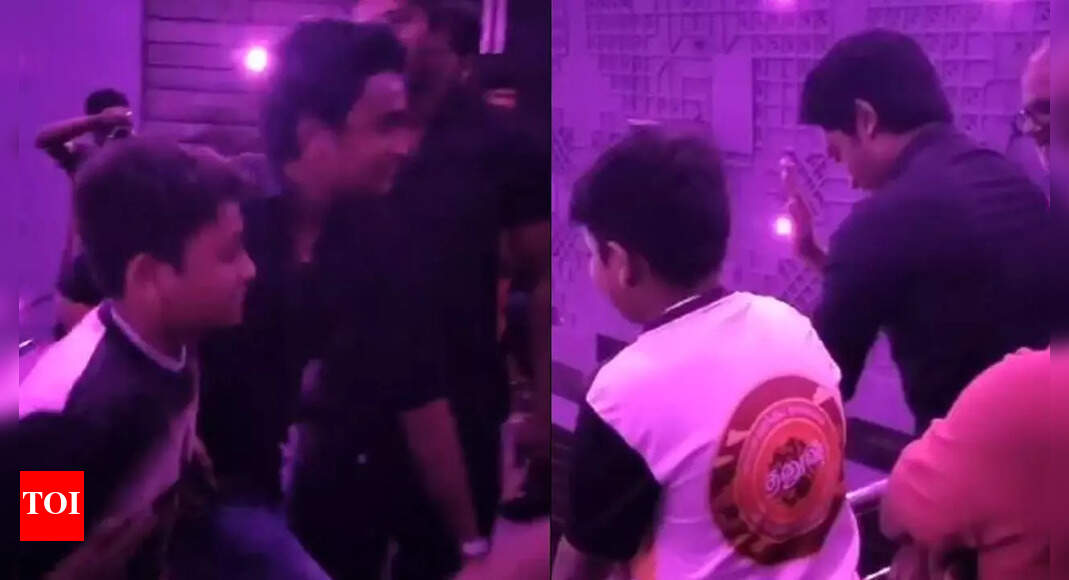 Dhanush's son Yatra and Linga watch 'Captain Miller' FDFS with fans ...