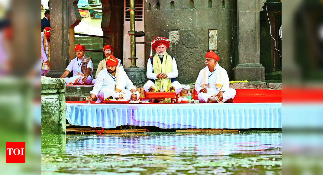 Prime Minister Narendra Modi: Prime Minister Narendra Modi's Prayer for ...
